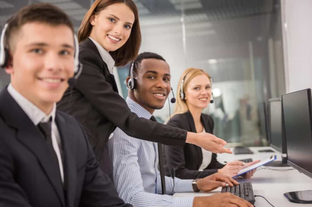 DEDICATED vs SHARED Teams: Which Model is Right for Your Business? - DMI